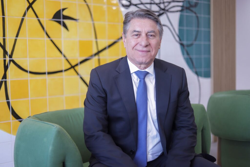 “O que é ser médico hoje?” Confira o décimo... | Revista Ampla
